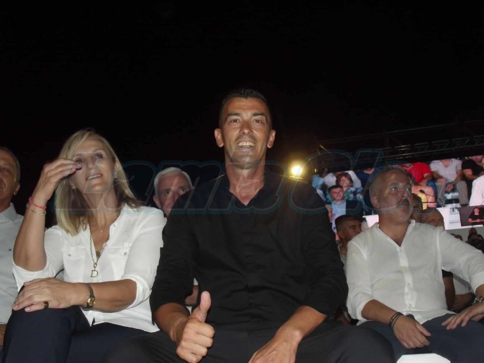 Ο αθλητισμός της Λαμίας στο πλευρό του Παπαϊωάννου! (pics) | LamiaOle